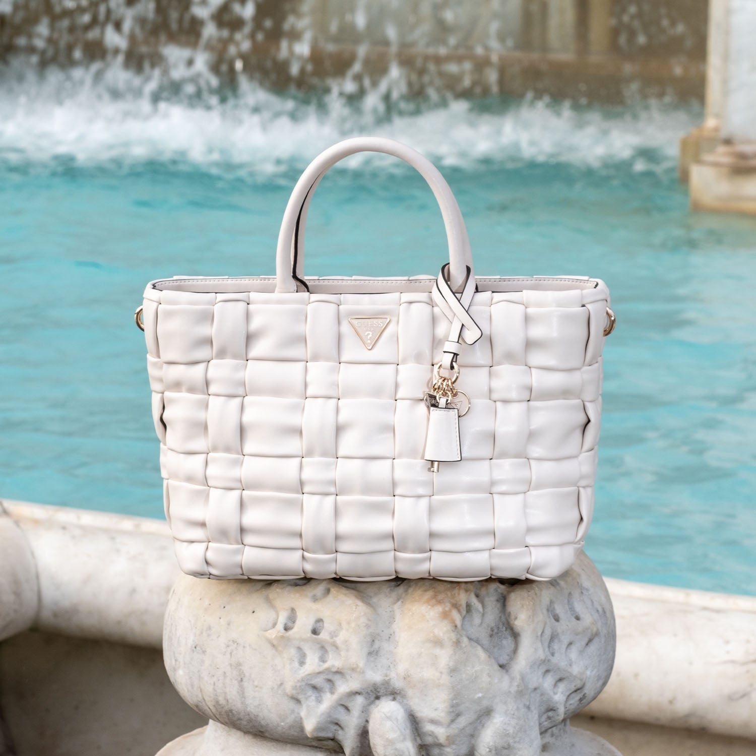 Guess Handtaschen | elegante Logo-Designs online entdecken – WARDOW